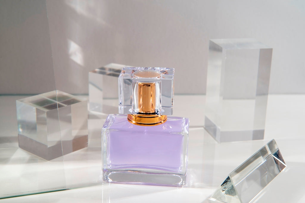 Why Should You Order Your Perfumes From Online? | PleasurePerfumes